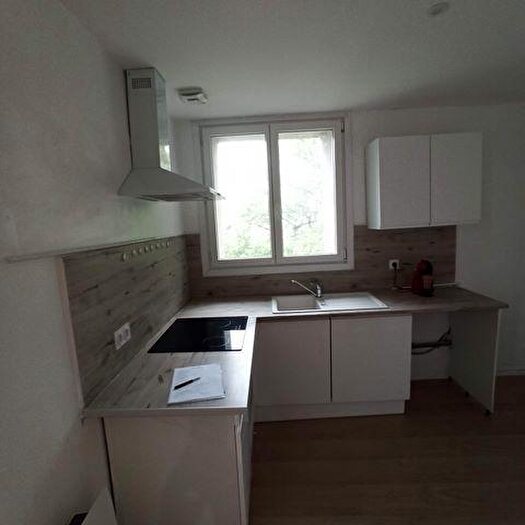 Appartement à louer - Castéra-Verduzan - 3 pièces - 2 chambres