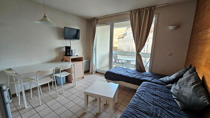 Appartement à louer - Allevard - 2 pièces - 1 chambre