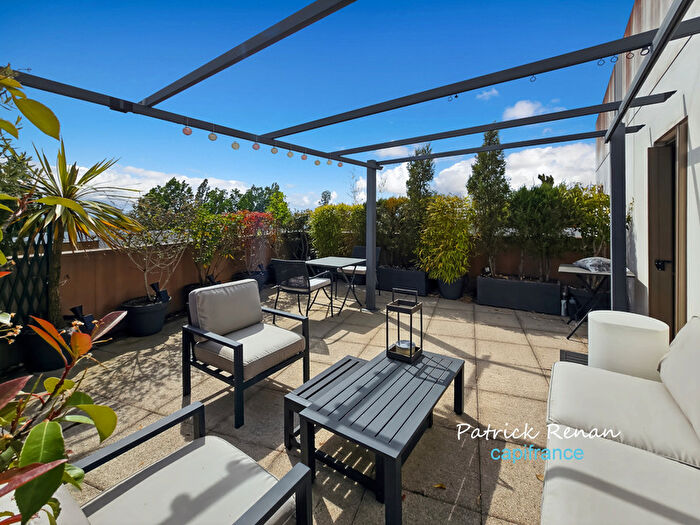 Appartement 3 pièces à Rocquencourt, à vendre
