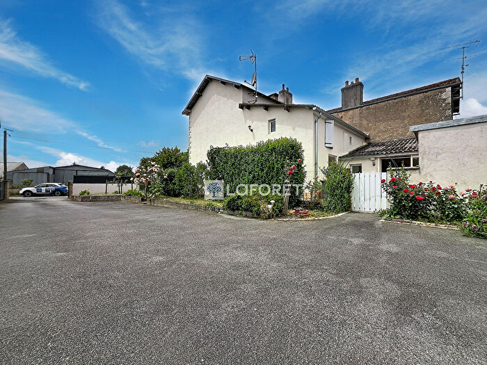 Maison 6 pièces à vendre - Vasles