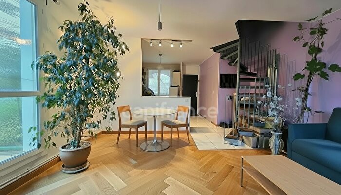 Appartement à vendre - Montigny-le-Bretonneux, La Sourderie Sud - 3 pièces - 2 chambres