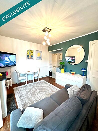 Appartement à vendre - Pau, Centre-ville - 2 pièces - 1 chambre