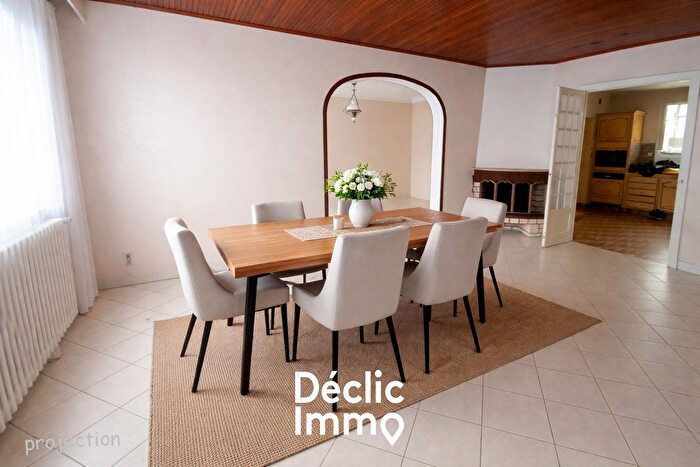 Maison à vendre - La Roche-sur-Yon, Le Bourg sous la Roche - 5 pièces - 3 chambres