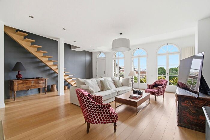 Saint-Germain-en-Laye, Centre-ville, Quartiers forestiers - Appartement 5 pièces à vendre