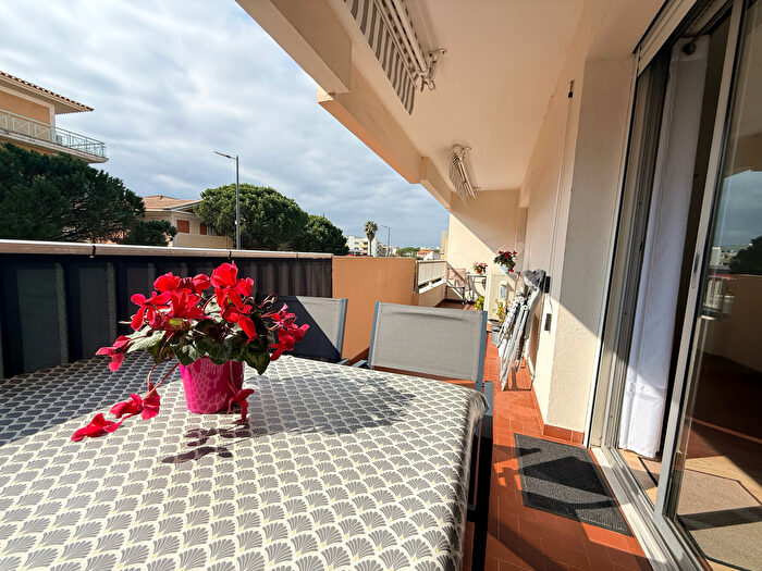 Appartement à vendre - Fréjus, Fréjus Plage - 3 pièces - 2 chambres