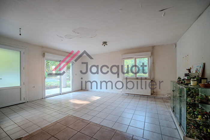 Pierre-de-Bresse : Maison 3 pièces à vendre
