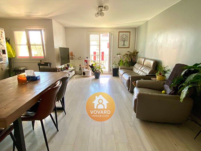 Appartement à louer - Vergers Nord, Saint-Brice-sous-Forêt - 4 pièces - 3 chambres