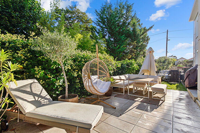 Appartement 5 pièces à Chatou, Est, à vendre