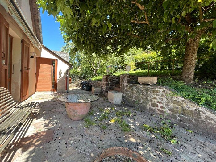 Marcillac-Vallon : Maison 4 pièces à louer