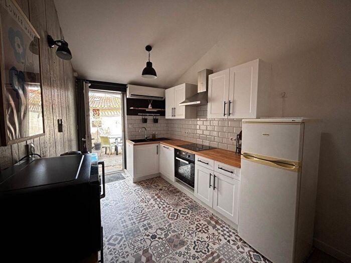 Maison 2 pièces à louer à Arzens