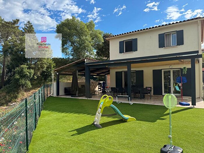 Maison 4 pièces à vendre à Montauroux