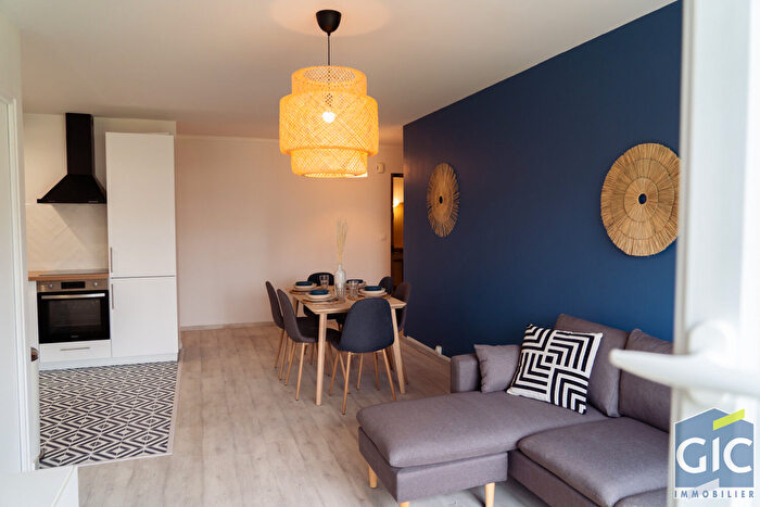 Appartement 5 pièces à Caen, Beaulieu, Maladerie, Saint-Paul, à louer