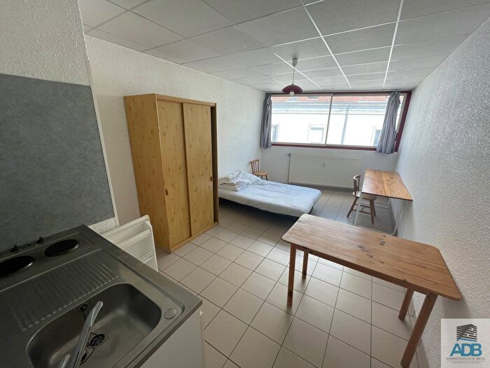 Appartement 1 pièce à louer à Roanne