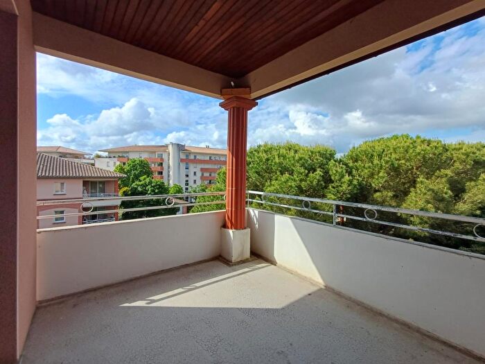 Appartement à louer - Seilh - 3 pièces - 2 chambres