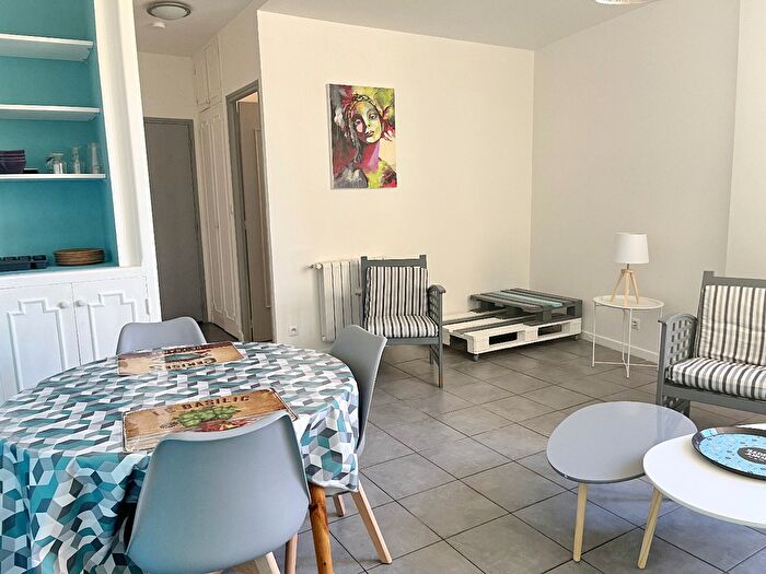 Appartement à vendre - Pézenas - 2 pièces - 1 chambre