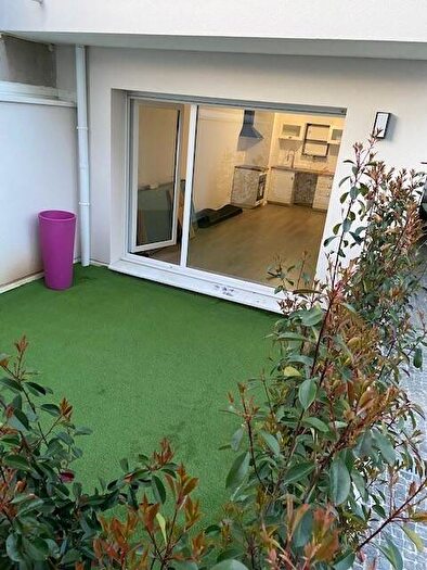 Appartement à louer - Ormes, Romainville - 2 pièces - 1 chambre