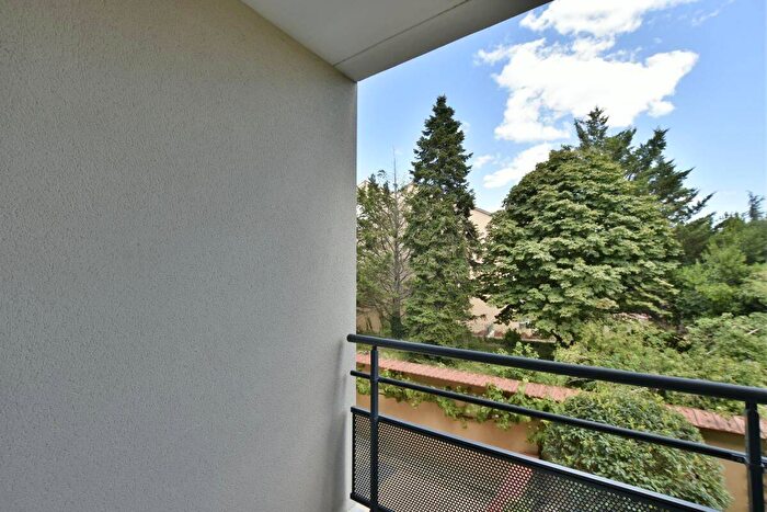 Francheville le Haut-Bruissin - Appartement 2 pièces à louer