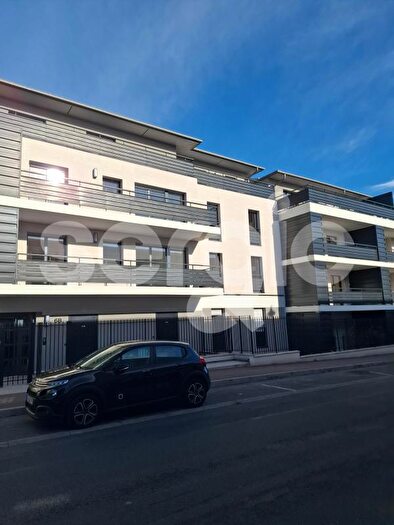 Appartement à louer - Corbeil-Essonnes, Montconseil - 3 pièces - 2 chambres