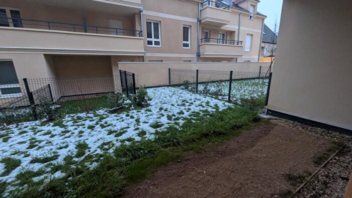 Appartement à louer - Villiers-le-Bel, Derrière les Murs, Cerisaie - 1 pièce