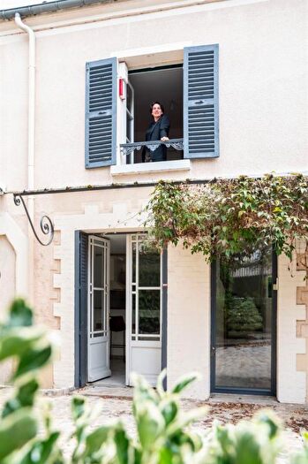Maison 8 pièces à Chars, à vendre