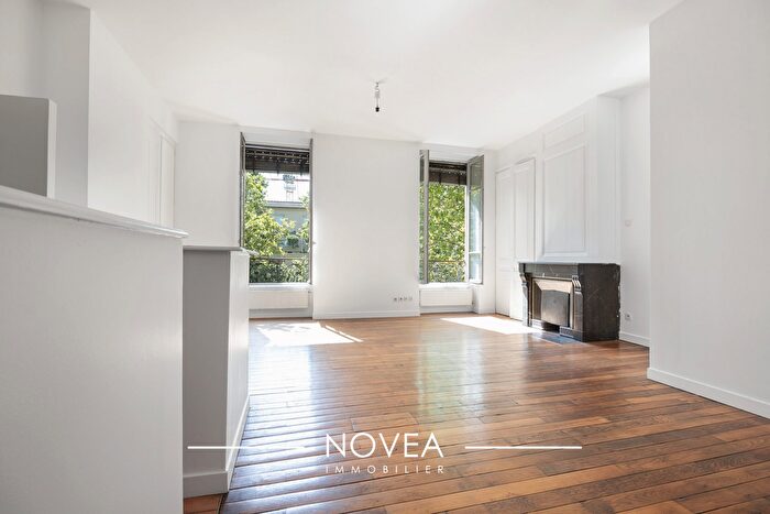 Lyon 2ème, Perrache, Confluence : Appartement 4 pièces à vendre