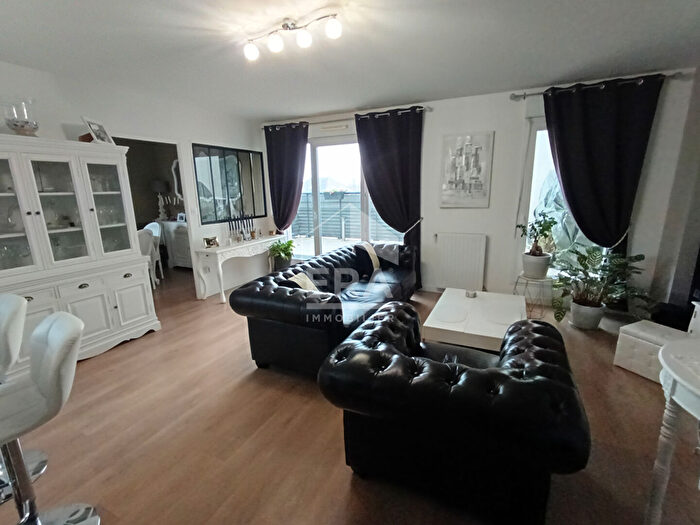 Appartement à vendre - Élancourt, Le Berceau, Les Réaux, La Commanderie - 4 pièces - 3 chambres