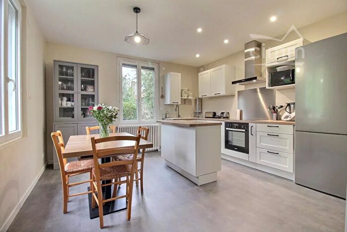 Maison à vendre - Joué-lès-Tours, Centre-ville - 4 pièces - 2 chambres