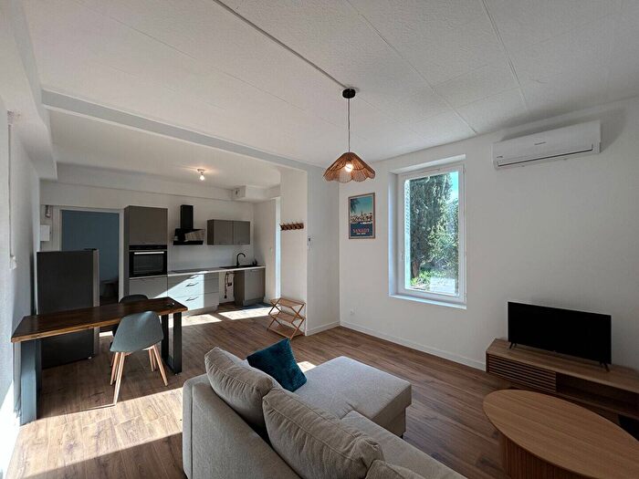 Appartement à louer - Plateau, Le Teil - 2 pièces - 1 chambre