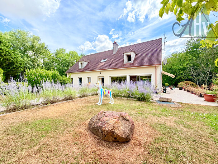 Maison 7 pièces à vendre à Montigny-Lencoup