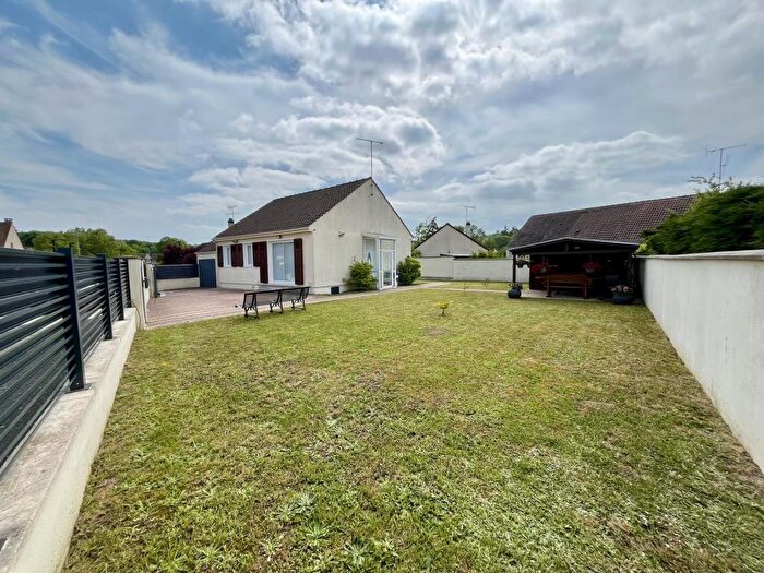 Maison à vendre - Saint-Pierre-lès-Nemours - 5 pièces - 3 chambres