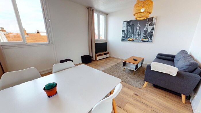 Appartement à louer - Cusset, Villeurbanne - 1 pièce