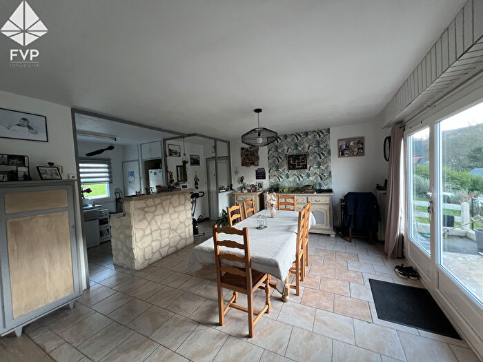 Maison à vendre - Yport - 8 pièces - 4 chambres