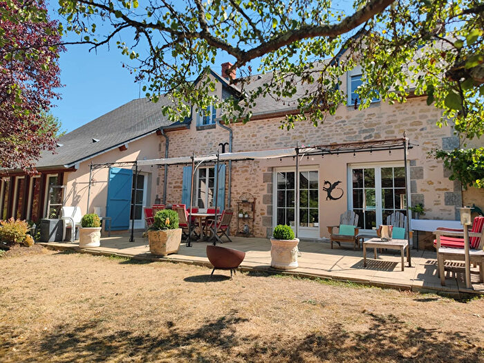 Maison à vendre - Tintury - 8 pièces - 6 chambres