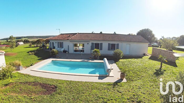 Maison à vendre - Saint-Mary - 4 pièces - 3 chambres