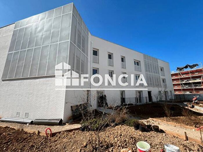 Appartement à louer - Pyramides Centre, Évry-Courcouronnes - 3 pièces - 2 chambres