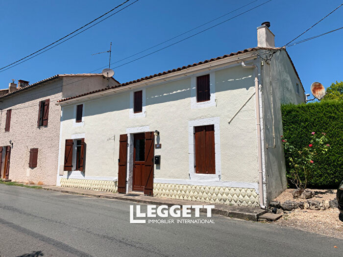 Maison à vendre - Villefranche-de-Lonchat - 6 pièces - 2 chambres