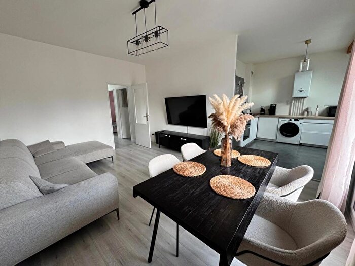 Appartement à vendre - Villiers-le-Bel, Village, Val Roger - 3 pièces - 2 chambres