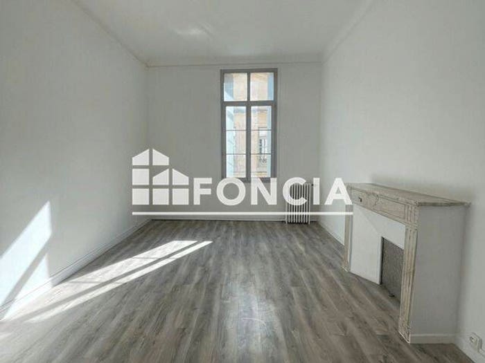 Comédie, Montpellier : Appartement 4 pièces à louer