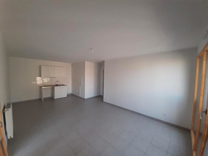 Lyon 7ème, Gerland : Appartement 3 pièces à louer