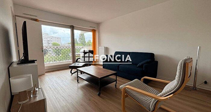 Appartement 1 pièce à Montreal, Marly-le-Roi, à louer