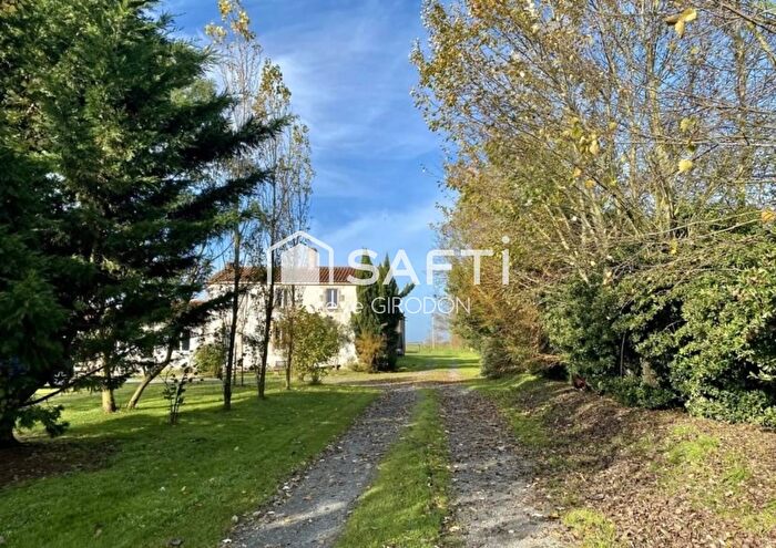 Maison à vendre - Puyravault - 8 pièces - 3 chambres