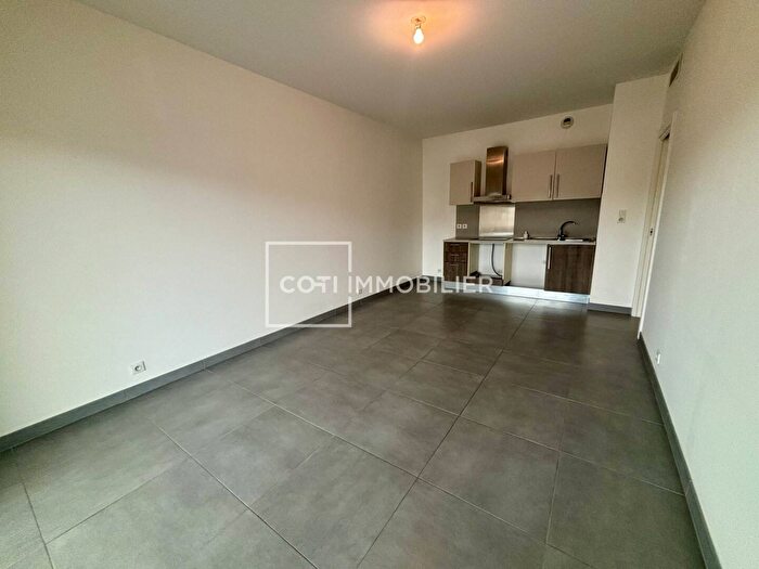 Appartement à louer - Propriano - 3 pièces - 2 chambres