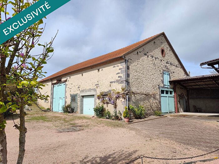 Maison à vendre - Thuret - 8 pièces - 6 chambres