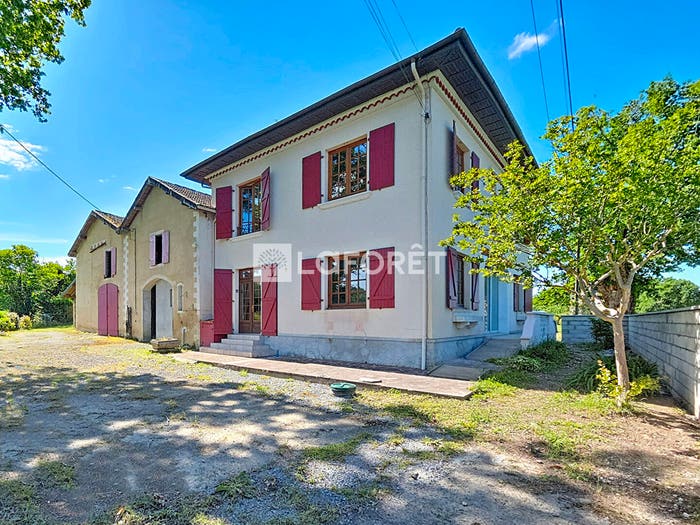 Maison 7 pièces à postalCode, à vendre