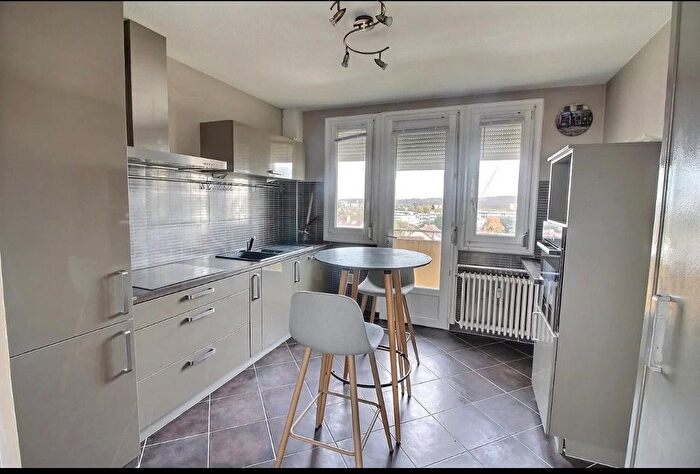 Appartement 4 pièces à Montceau-les-Mines, Bellevue, à vendre