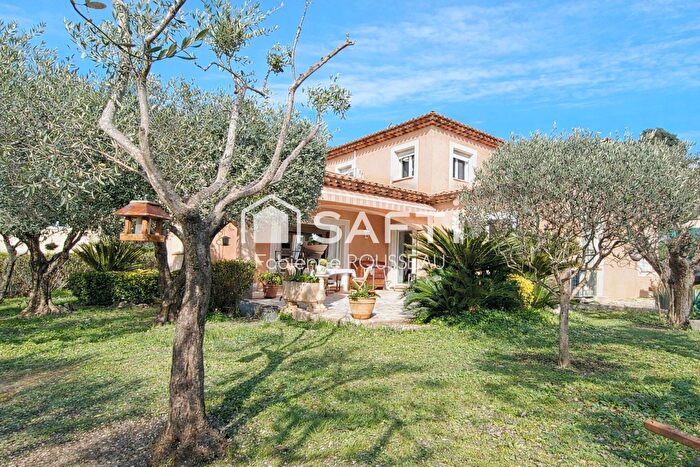 Maison à vendre - Pégomas - 5 pièces - 3 chambres