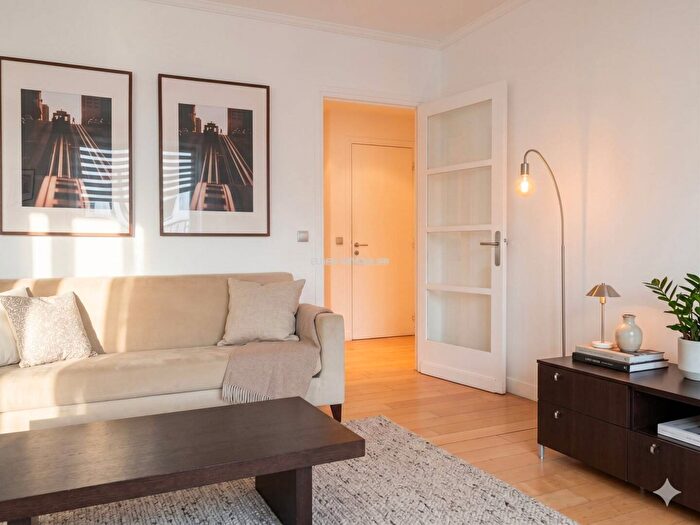 Appartement 2 pièces à louer à Auteuil Sud, Paris 16ème arrondissement