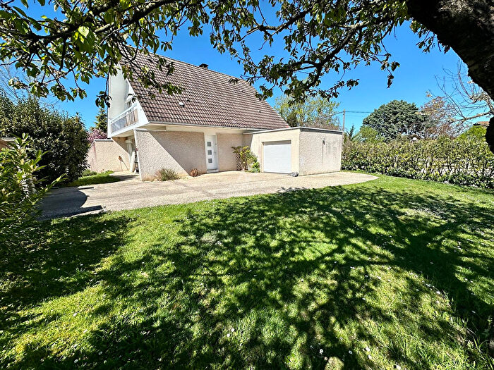 Chapet - Maison 7 pièces à vendre