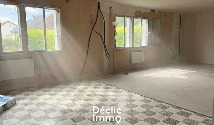 Maison à vendre - Saran, Villarmoy - 4 pièces - 3 chambres