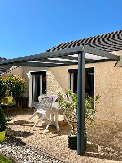 Maison à vendre - Saint-Pryvé-Saint-Mesmin - 5 pièces - 3 chambres